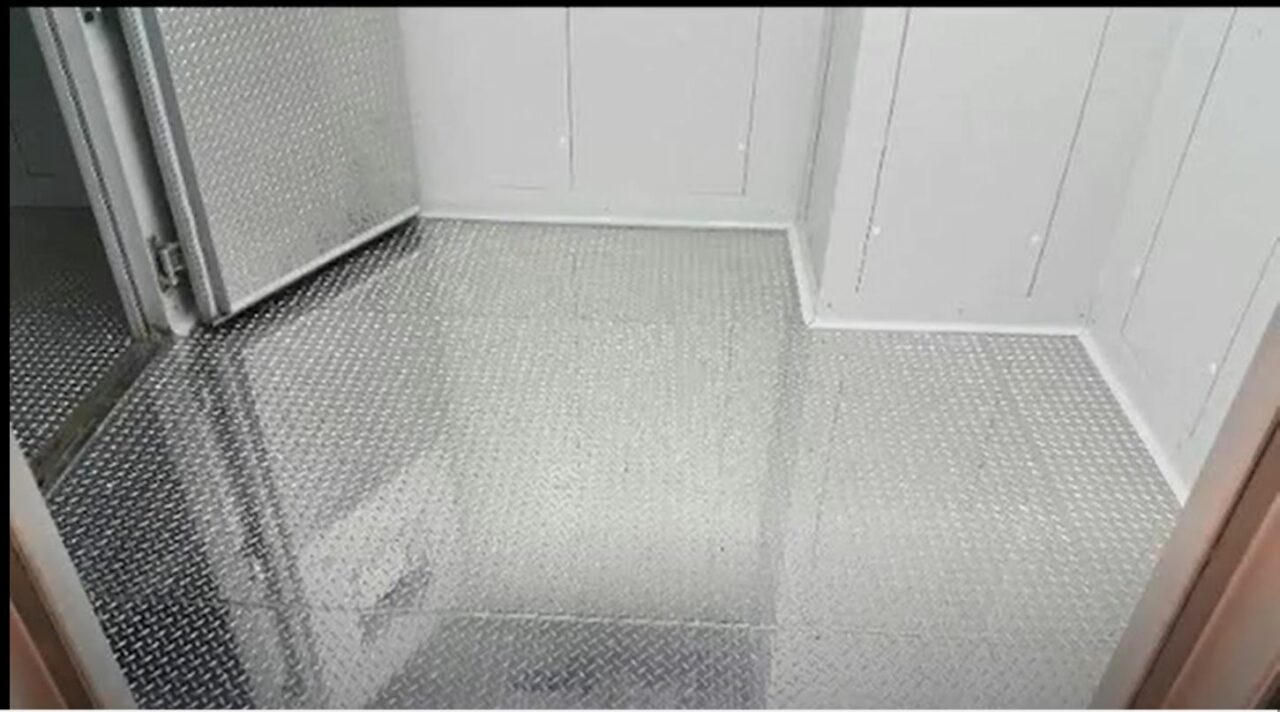 Walk-in Cooler Refurbish Program - AIM National